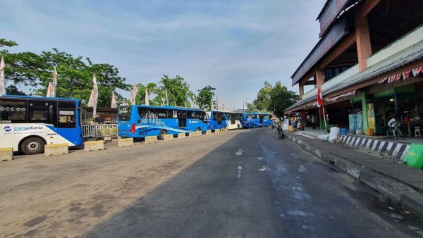 Terminal Kampung Rambutan - Info Destinasi - En's Room